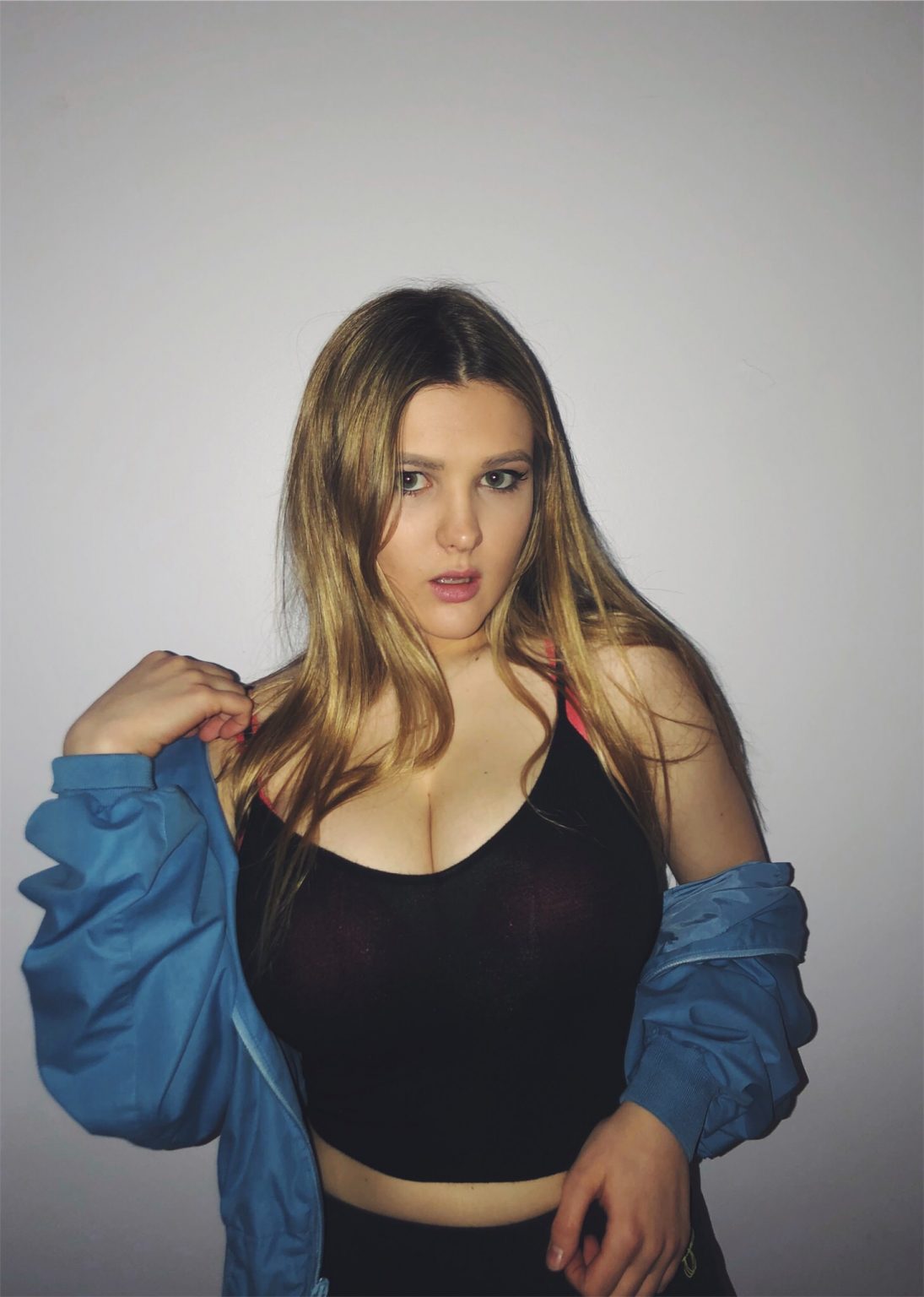 Thera Overing - Busty blond teen - Page 2 of 3 - Fapdungeon