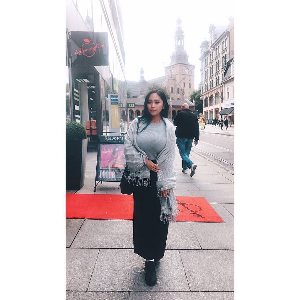 Stella Luove - Big Tits Asian Girl - Page 5 of 8 - Fapdungeon